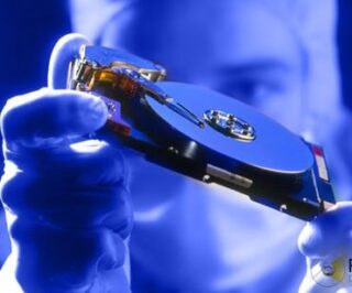 HDD vs SSD vs SSHD: Compared [easy to understand]